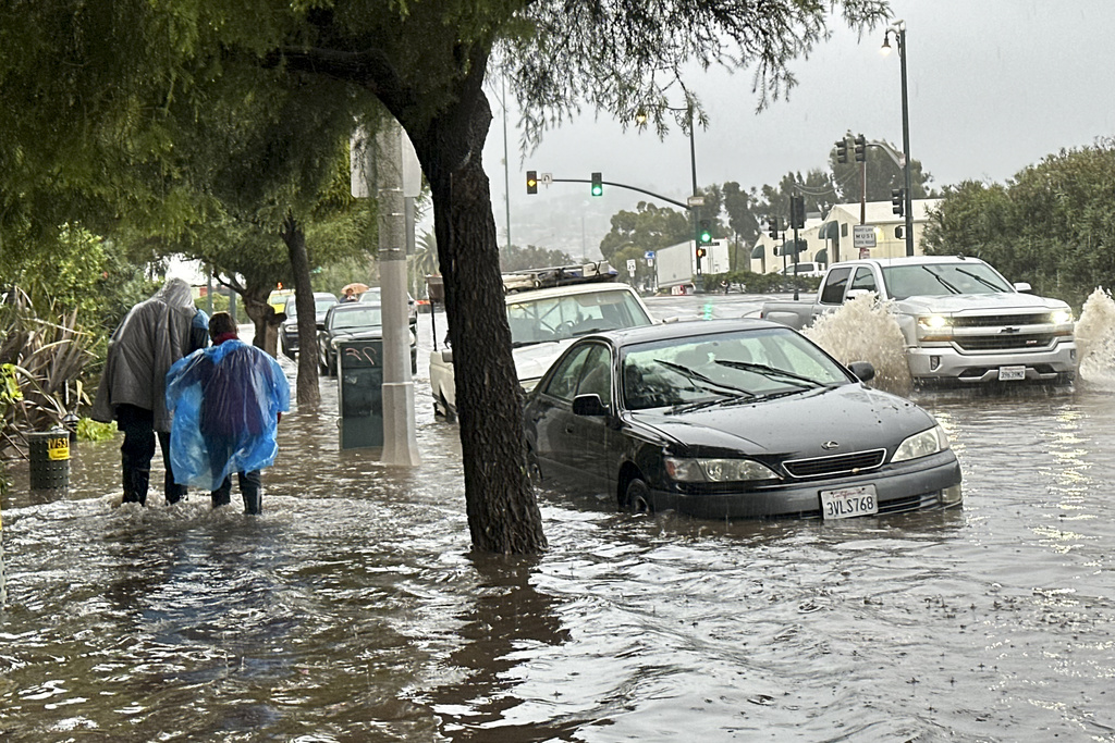 Pacific storm dumps heavy rains, unleashes flooding in California ...